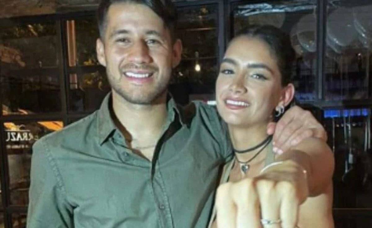 💍 Iván "Tito" Torres y Stephanie Ríos Anuncian su Compromiso